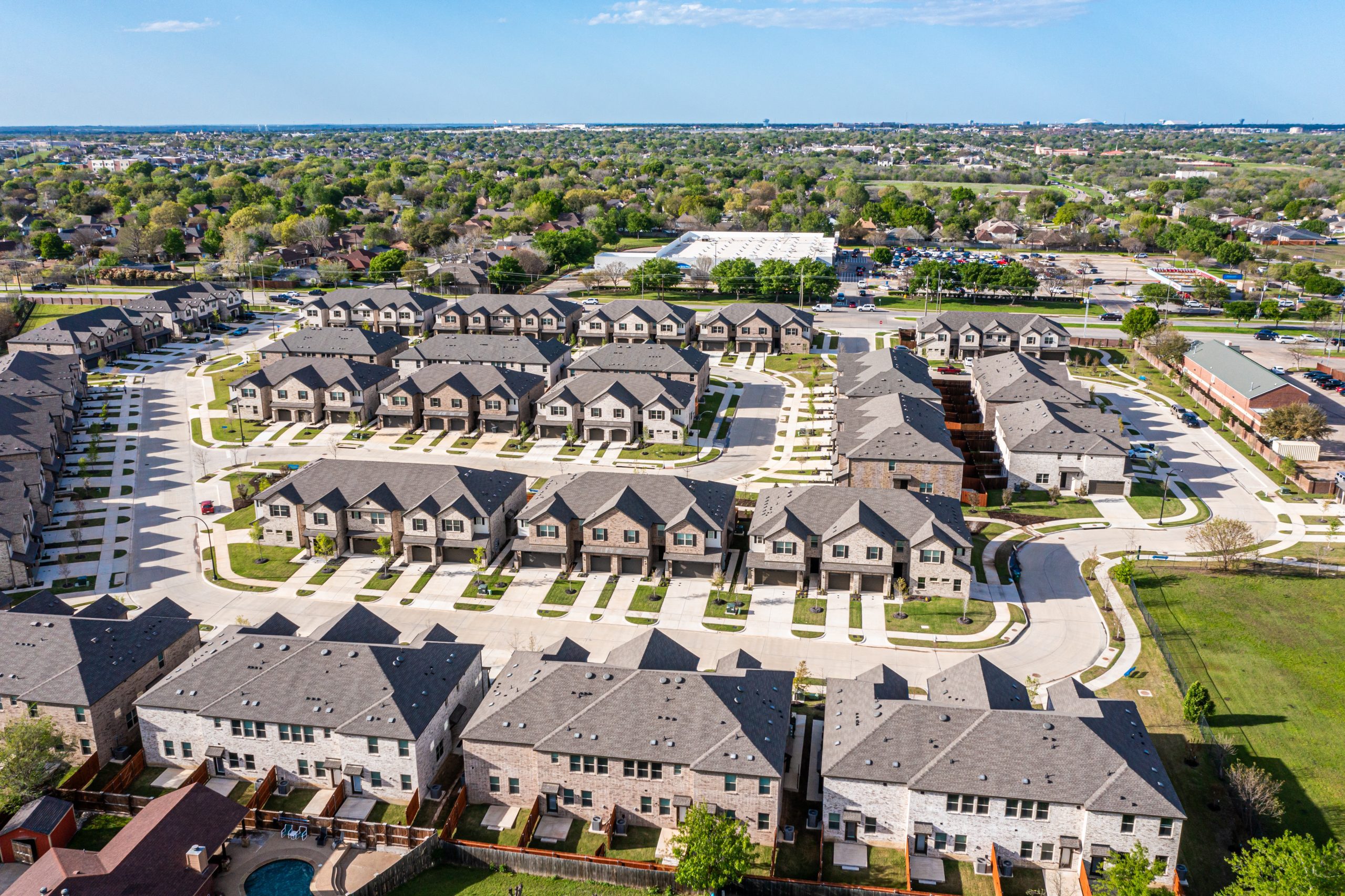 Bluebonnet Trail Townhomes | Arlington, TX | Invitation Homes